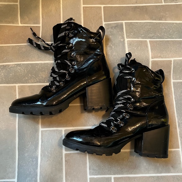 truffle | Shoes | 35 Truffle Collection Black Lace Up Heeled Boots ...